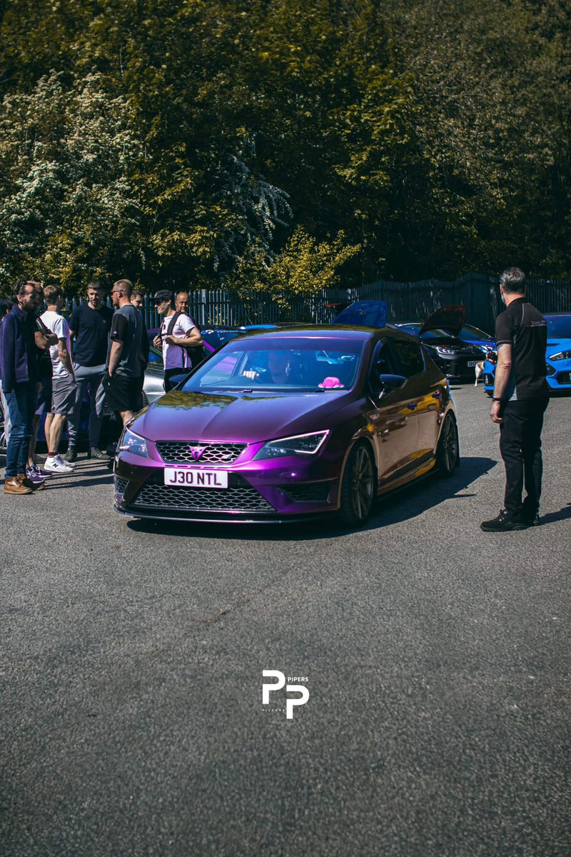 Purple Seat Cupra with some 4D gel plates – Delta Plates