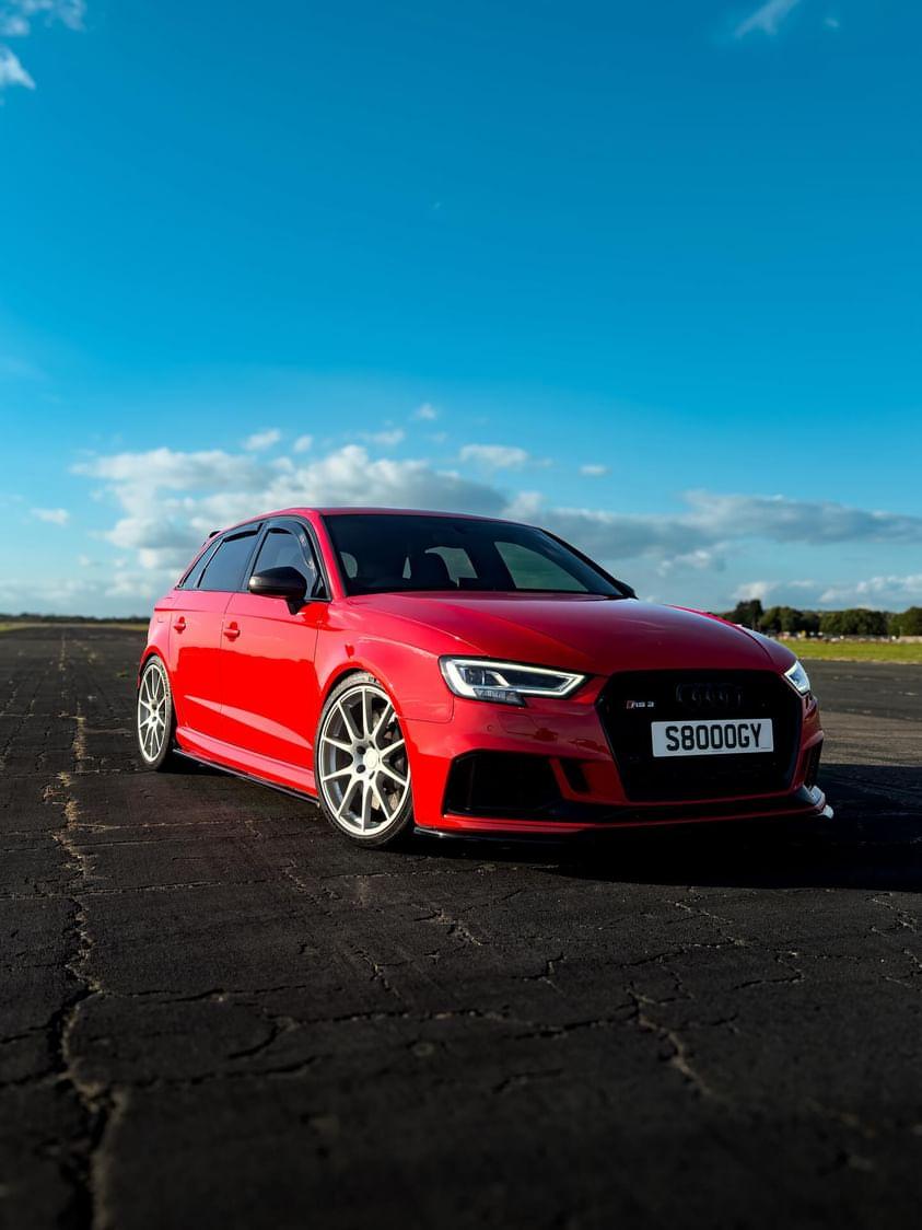 Audi RS3 8V with some 3D gel plates – Delta Plates