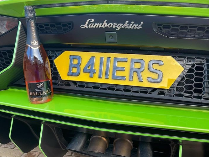 Hex size 3D carbon gel plates for this Lamborghini Aventador – Delta Plates