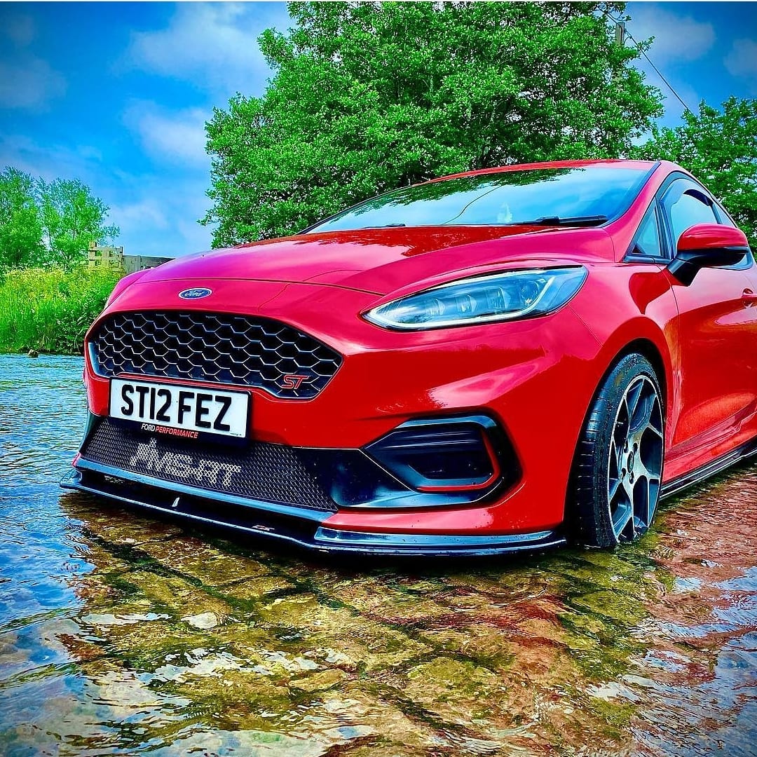 One of the bwst looking Ford Fiesta's we've seen - with a set of 4D pl ...