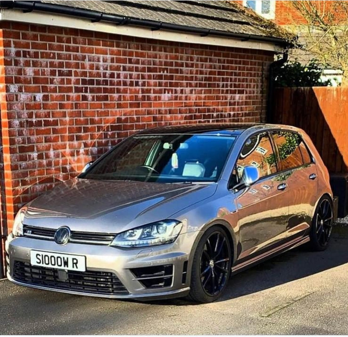 MK7 Golf R with a gel plate – Delta Plates