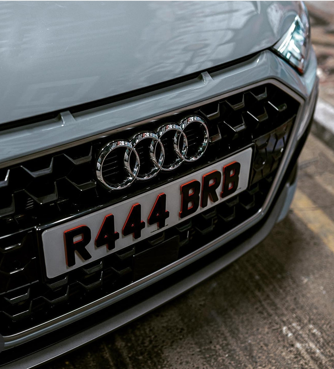 Audi A1 with some neon 4D plates – Delta Plates