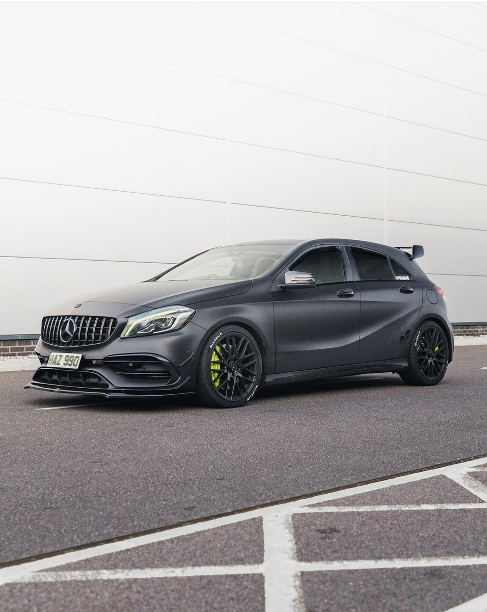 Mercedes AMG A35 with some Glow in the dark 3D gel plates – Delta Plates