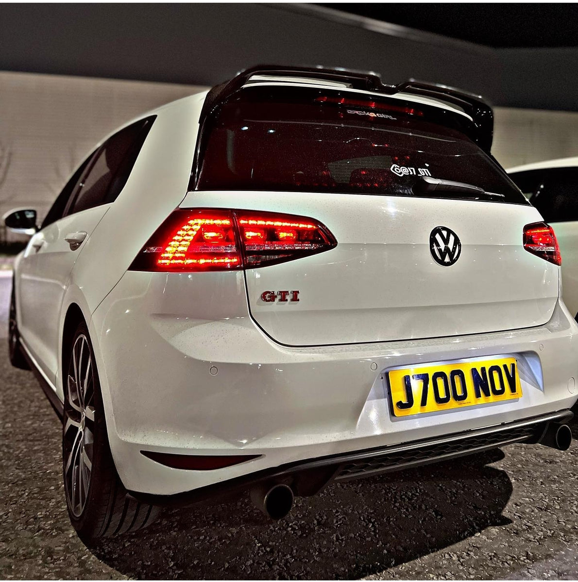 VW Golf GTI with some short legal 4D plates – Delta Plates