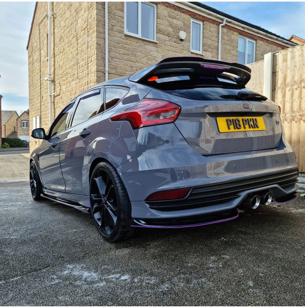 Grey Ford Focus ST with some 4D gel plates – Delta Plates